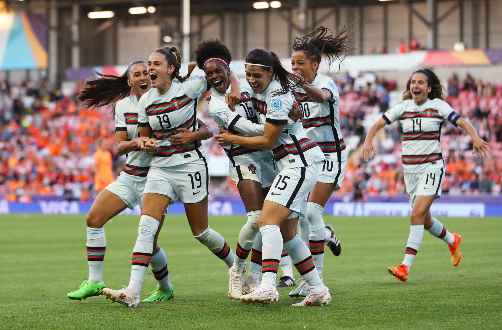 ¡Histórico! La selección femenina de Portugal derrota por primera vez a ...